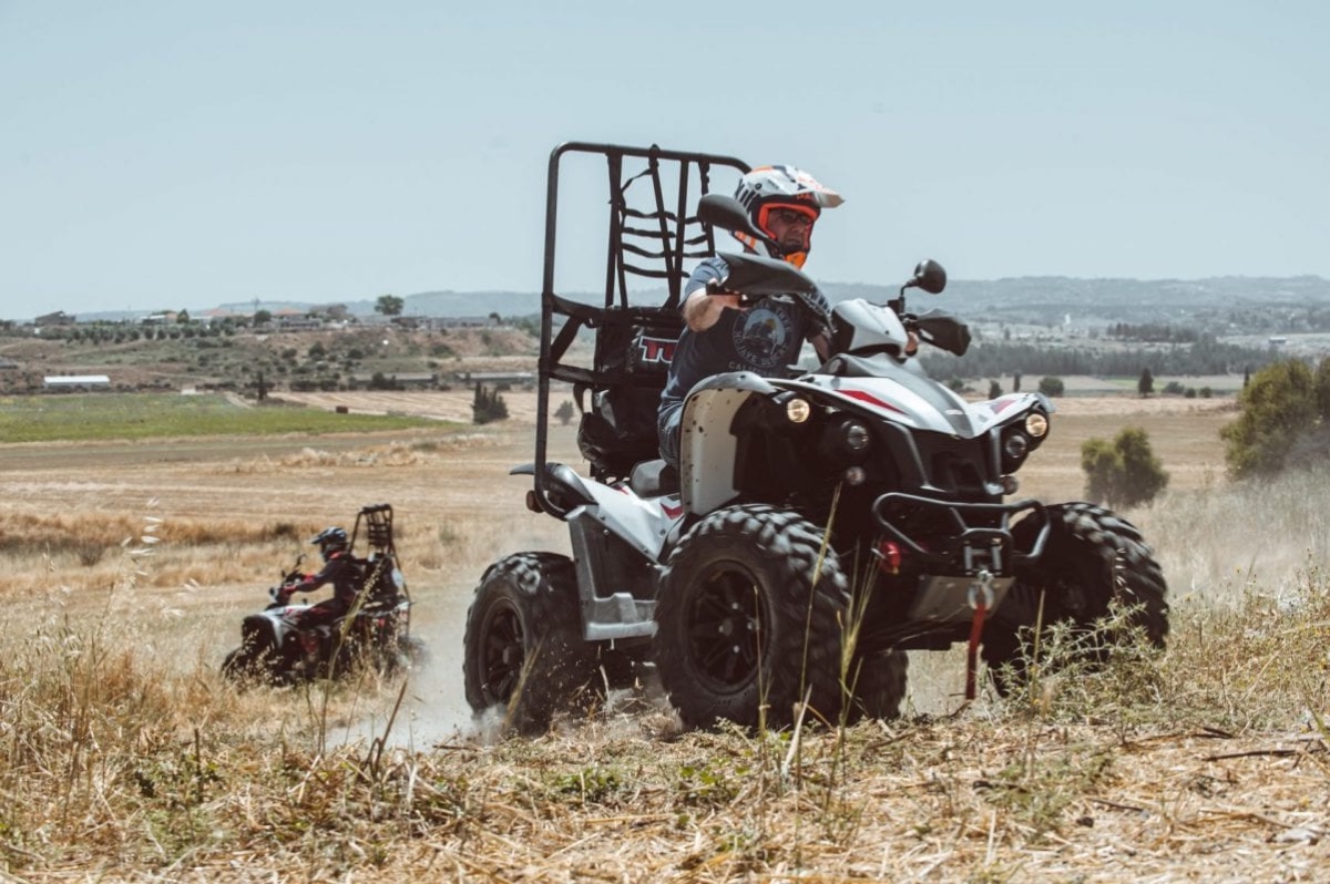 פולריס קרית ביאליק סביון אופנועים וטרקטורונים סוכנות מורשה ד.ל.ב מוטספורט